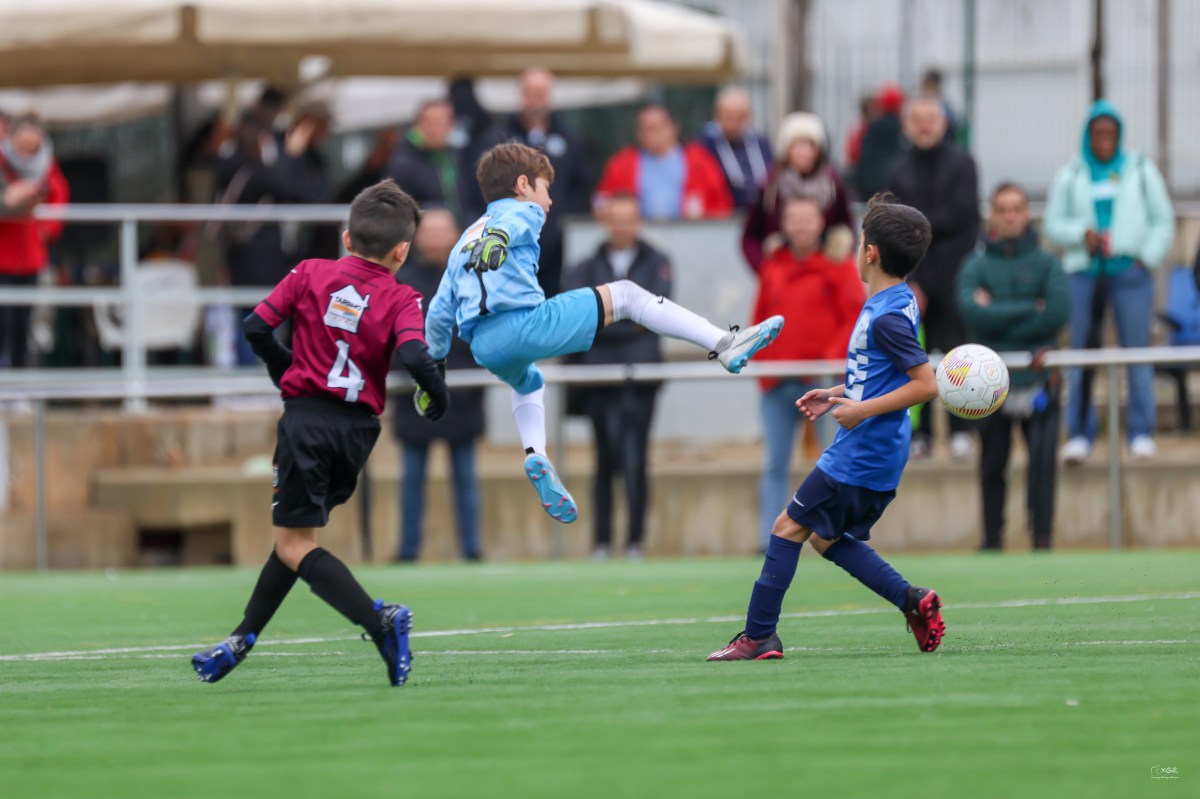 Ser pare d’un porter de futbol: Entre emocions i reflexions – Marc ...